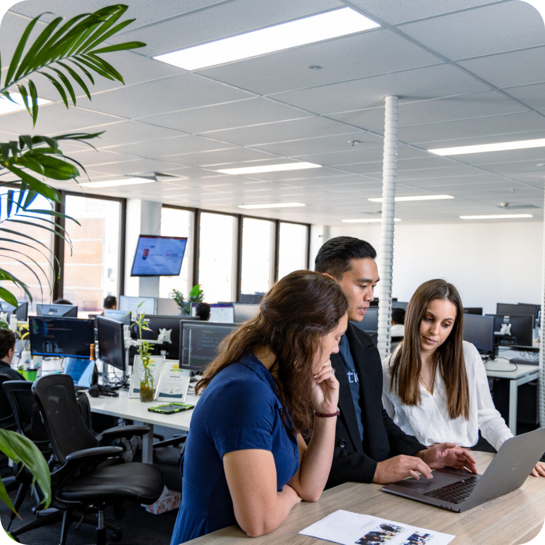 8 Things to Consider when Choosing an AI Development Agency | 4mation